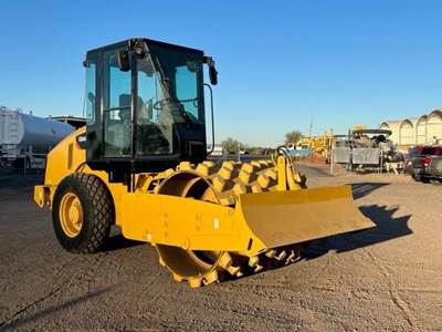 2011 Caterpillar CS44 Vibratory Soil Compactor For Sale, 3,806 Hours ...