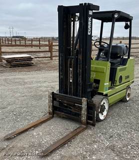 Clark GCX25 Forklift For Sale, 5,692 Hours | Bushland, TX | ER8713 ...