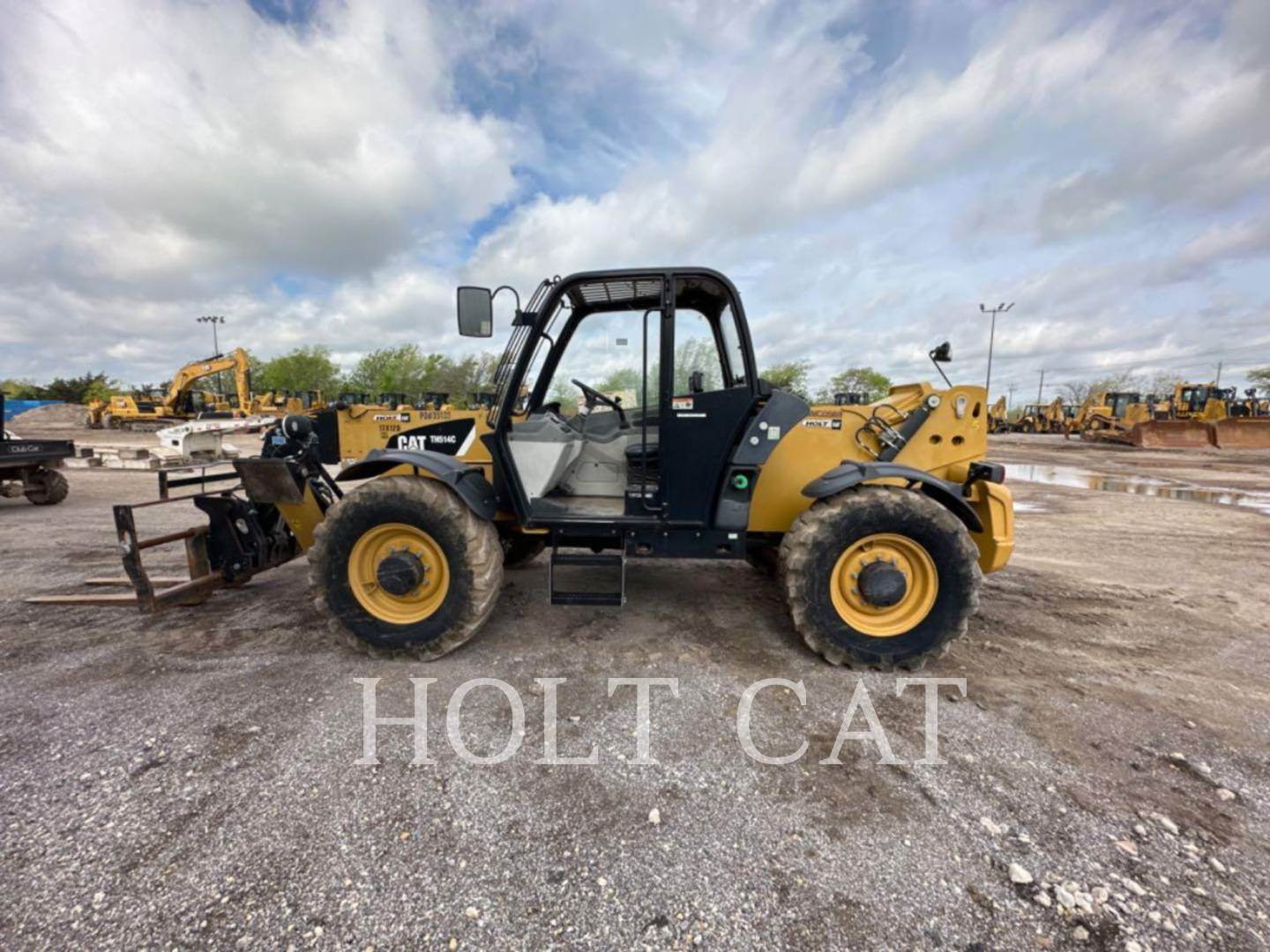 2015 Caterpillar TH514C Telehandler For Sale, 3,444 Hours | Cleburne ...