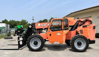 2015 SkyTrak 8042 Telehandler - 8000lb Capacity, 42ft Lift Height For ...