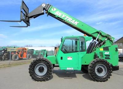 2015 SkyTrak 8042 Telehandler - 8000lb Capacity, 42ft Lift Height For ...