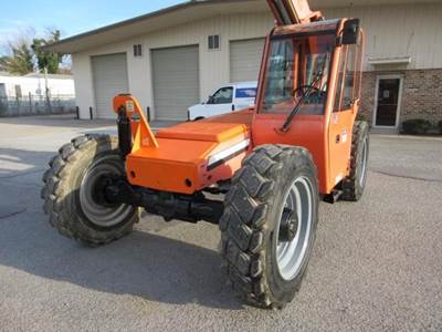 2015 SkyTrak 8042 Telehandler - 8000lb Capacity, 42ft Lift Height For ...