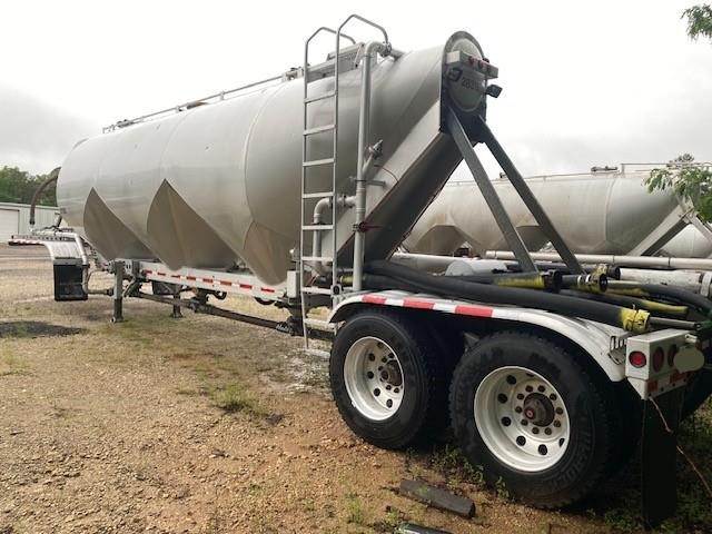 2008 Stephens Tandem Axle Aluminum Dry Bulk / Pneumatic Tank Trailer ...