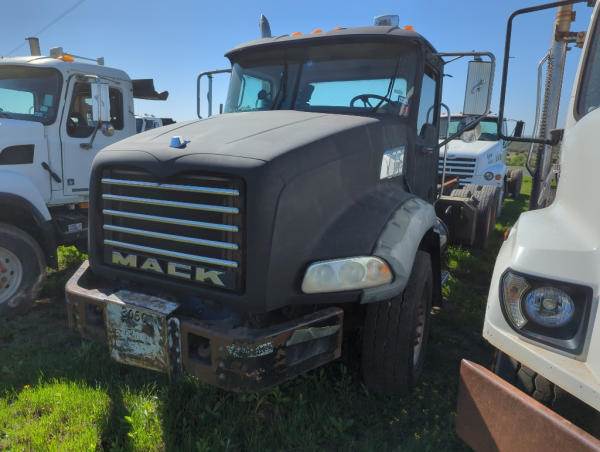 2007 Mack Granite CT713 Cab & Chassis Truck For Sale | Weatherford, TX ...