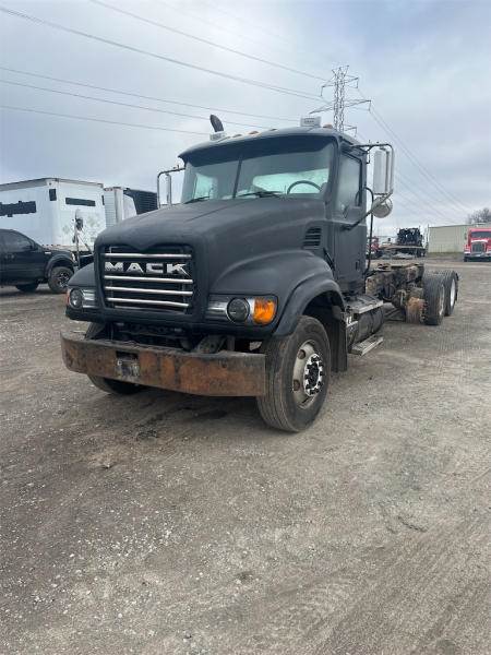 2007 Mack Granite CV713 Cab & Chassis Truck For Sale | Lakeville, IN ...