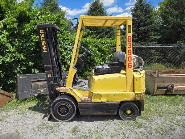 2005 Hyster H35XM Forklift For Sale | Honey Brook, PA | 86602 ...