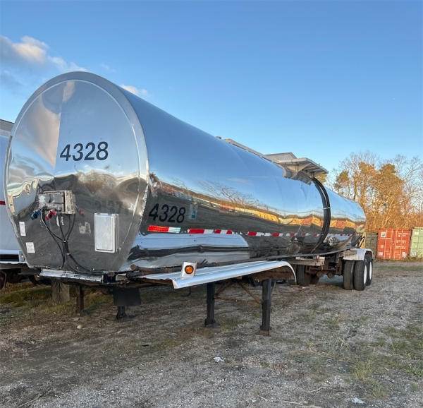 1984 Walker Tank Trailer For Sale | Kingsville, OH | 90192 ...