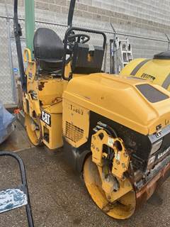 2006 Caterpillar CB-114 Smooth Drum Roller Compactor For Sale, 718 ...
