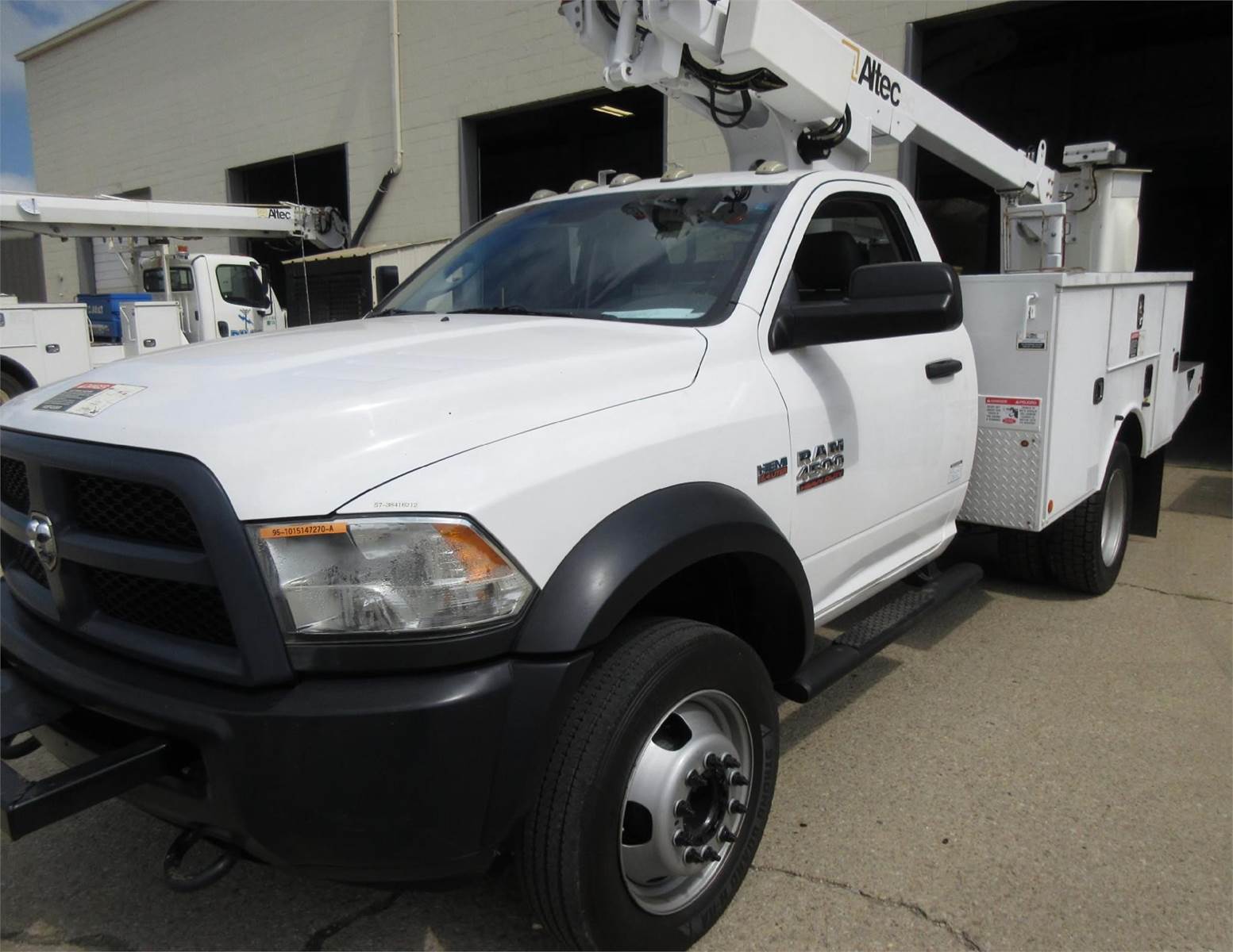 2016 Dodge Ram 4500 Boom / Bucket Truck - 2015 ALTEC AT200A Aerial Lift ...