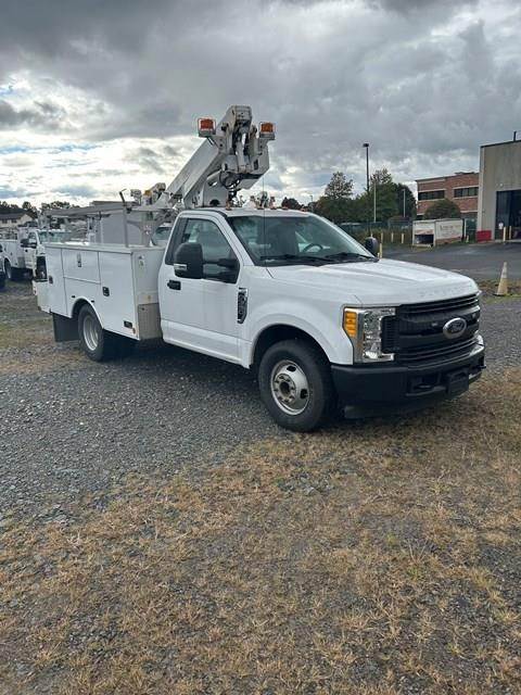 2017 Ford F-350 35 ft Boom / Bucket Truck - 2016 ALTEC AT200A Aerial ...