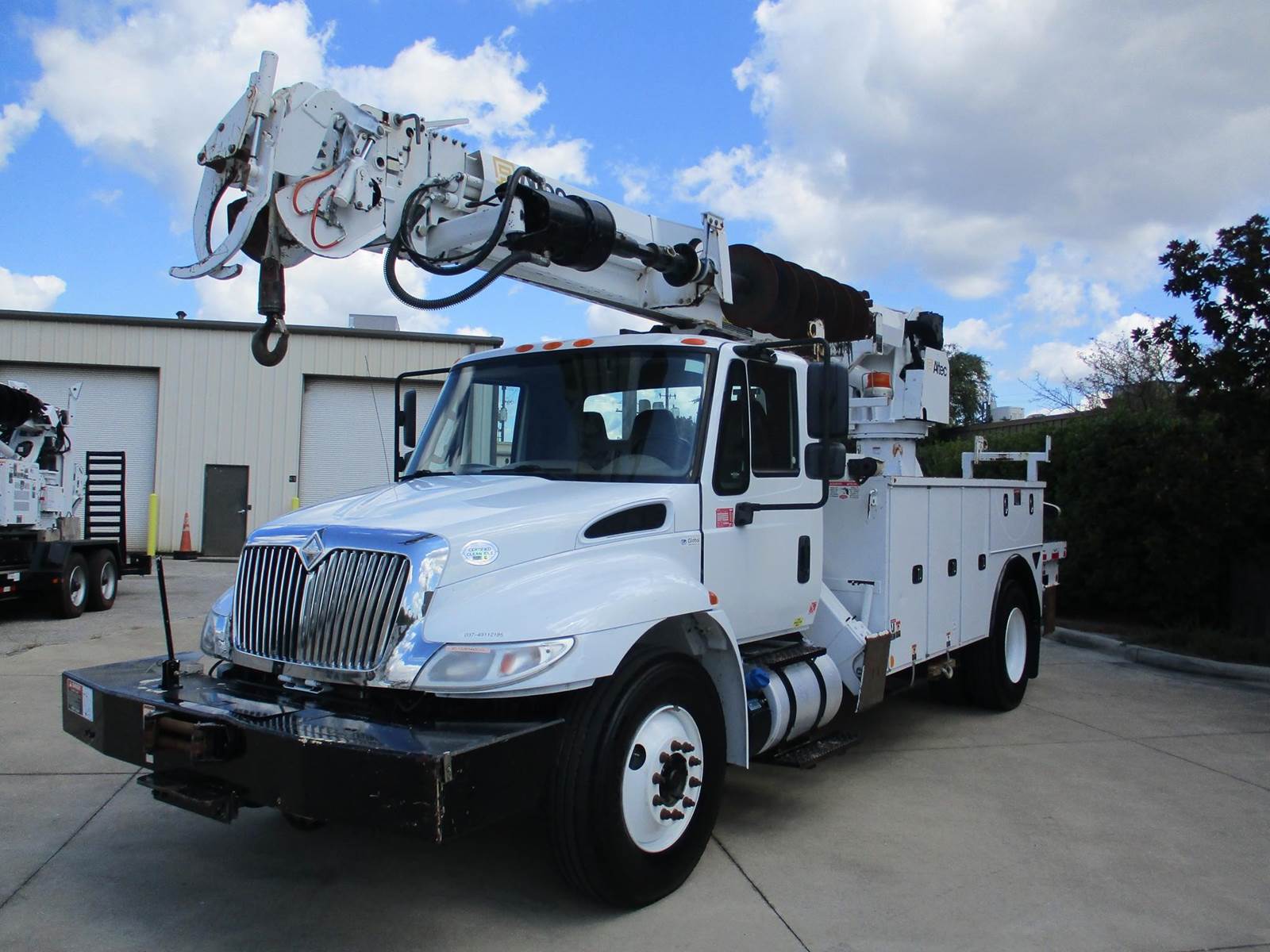 2019 International DuraStar 4300 Single Axle Digger Derrick Truck ...
