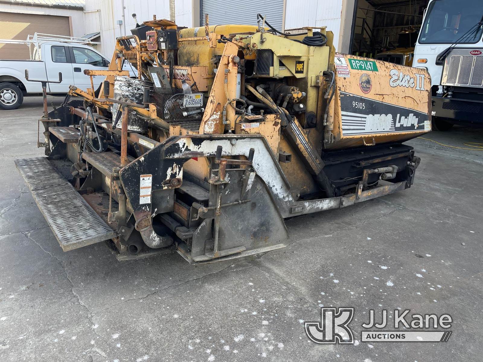 2000 Leeboy L8500T Asphalt Paver For Sale, 2,552 Hours | Eureka, CA ...