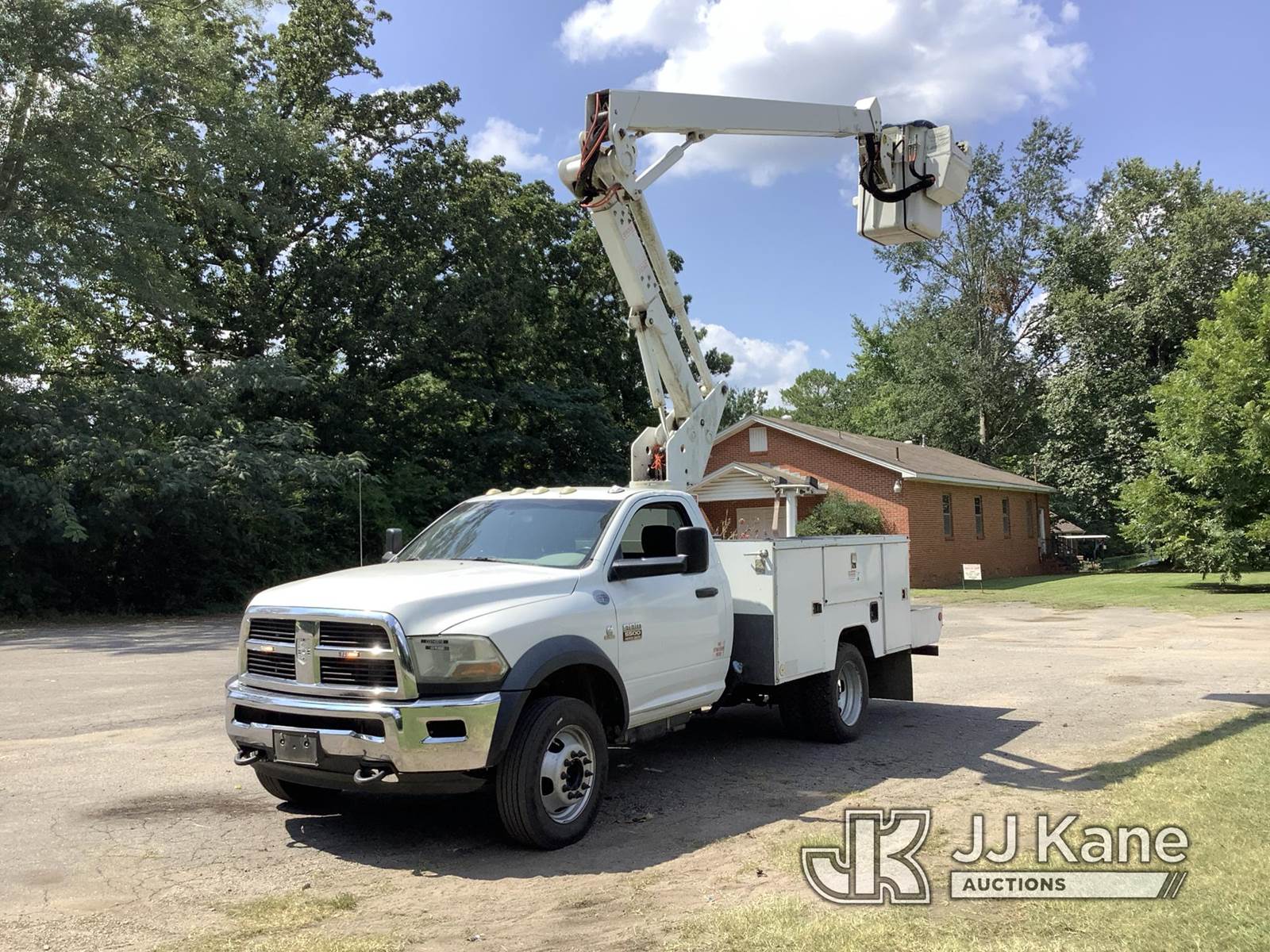 2012 ETI ETC37-IH, 42 ft, Articulating & Telescopic Bucket Truck For ...