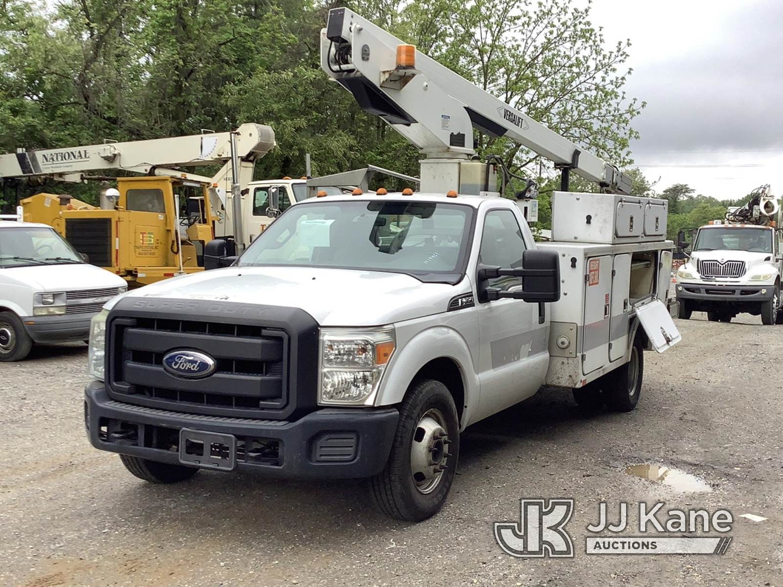 2011 Versalift TEL29N-03, 34 ft, Articulating & Telescopic Bucket For ...