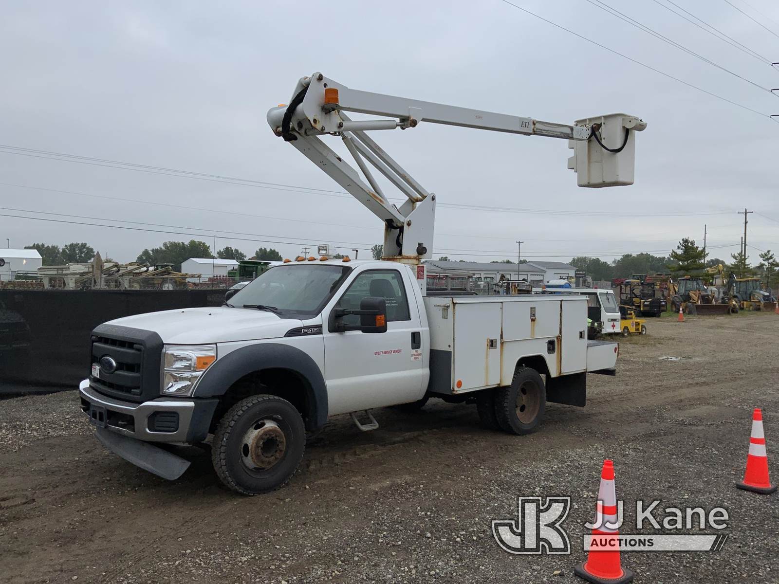 2013 ETI ETC35S-NT, 40 ft, Articulating & Telescopic Bucket Truck For ...