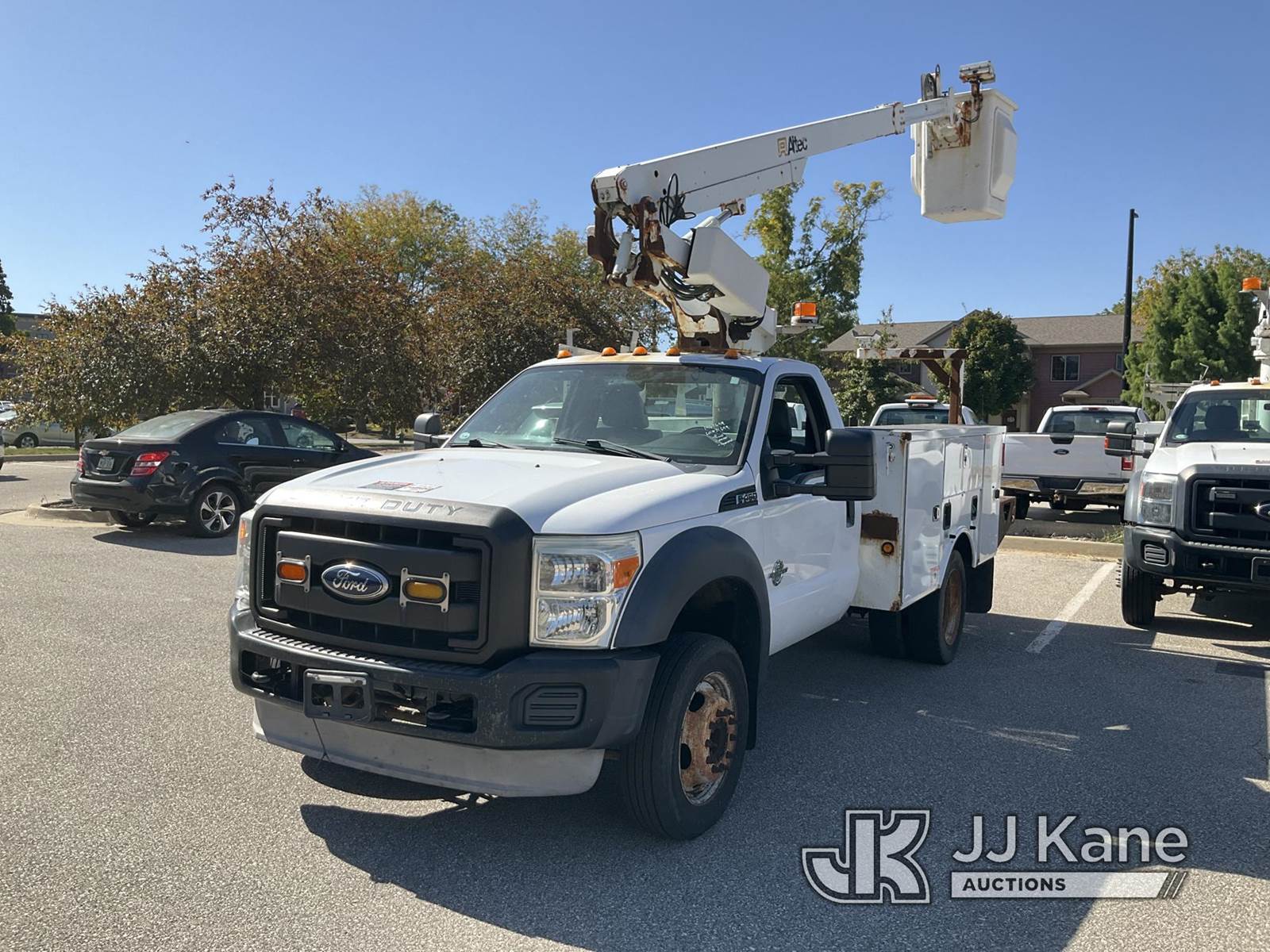 2011 Altec AT200A, 35 ft, Articulating & Telescopic Non-Insulated ...