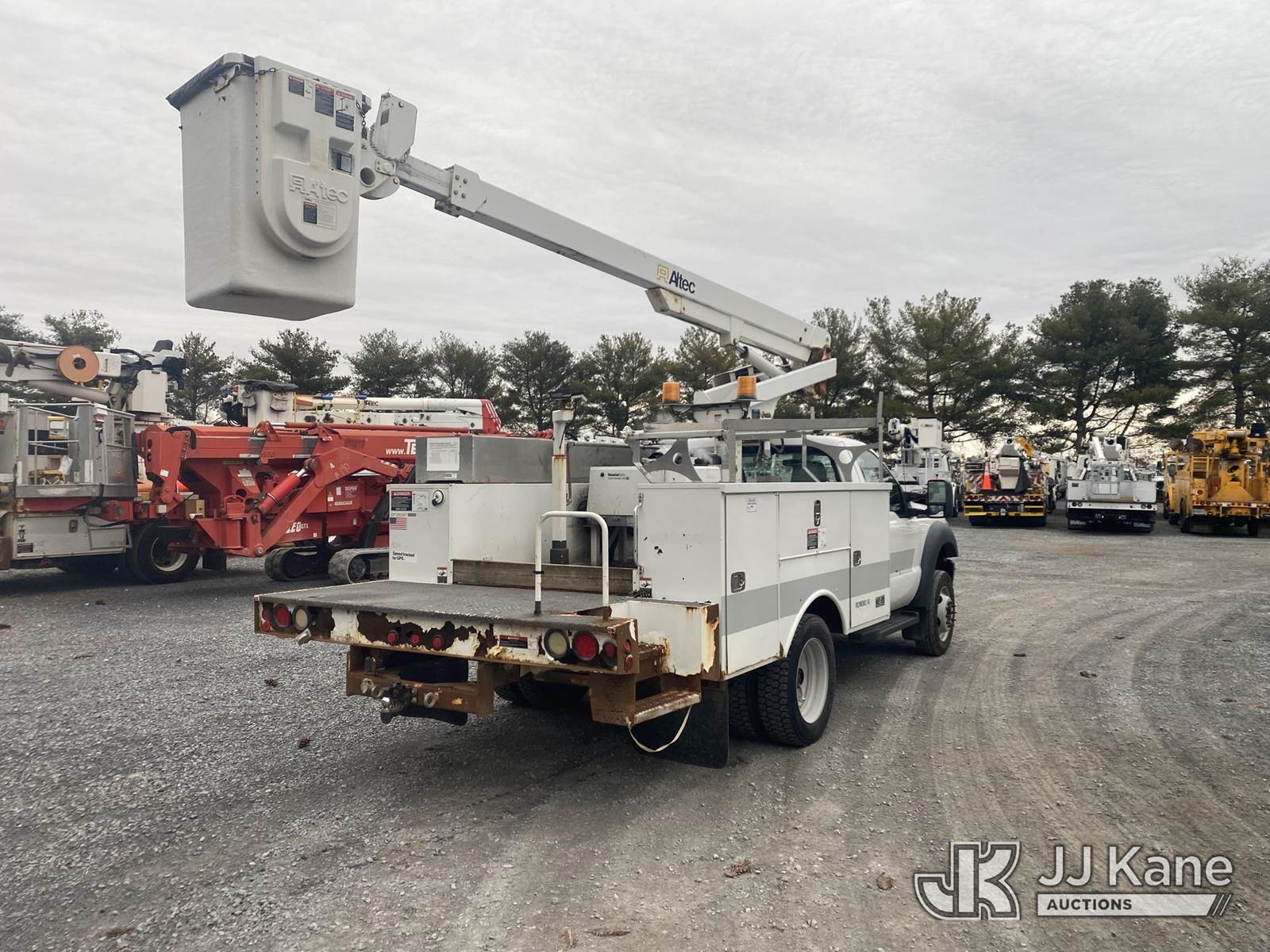 2012 Altec AT200A, 300 Lb 35 ft, Articulating & Telescopic Bucket Truck ...