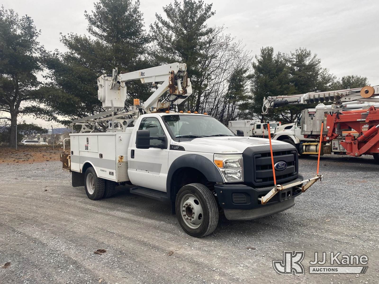 2012 Altec AT200A, 300 Lb 35 ft, Articulating & Telescopic Bucket Truck ...