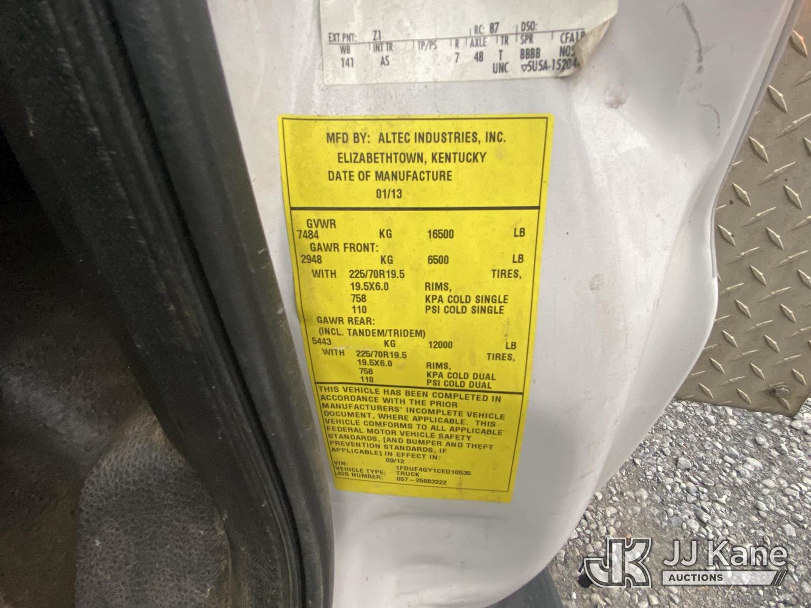 2012 Altec AT200A, 300 Lb 35 ft, Articulating & Telescopic Bucket Truck ...