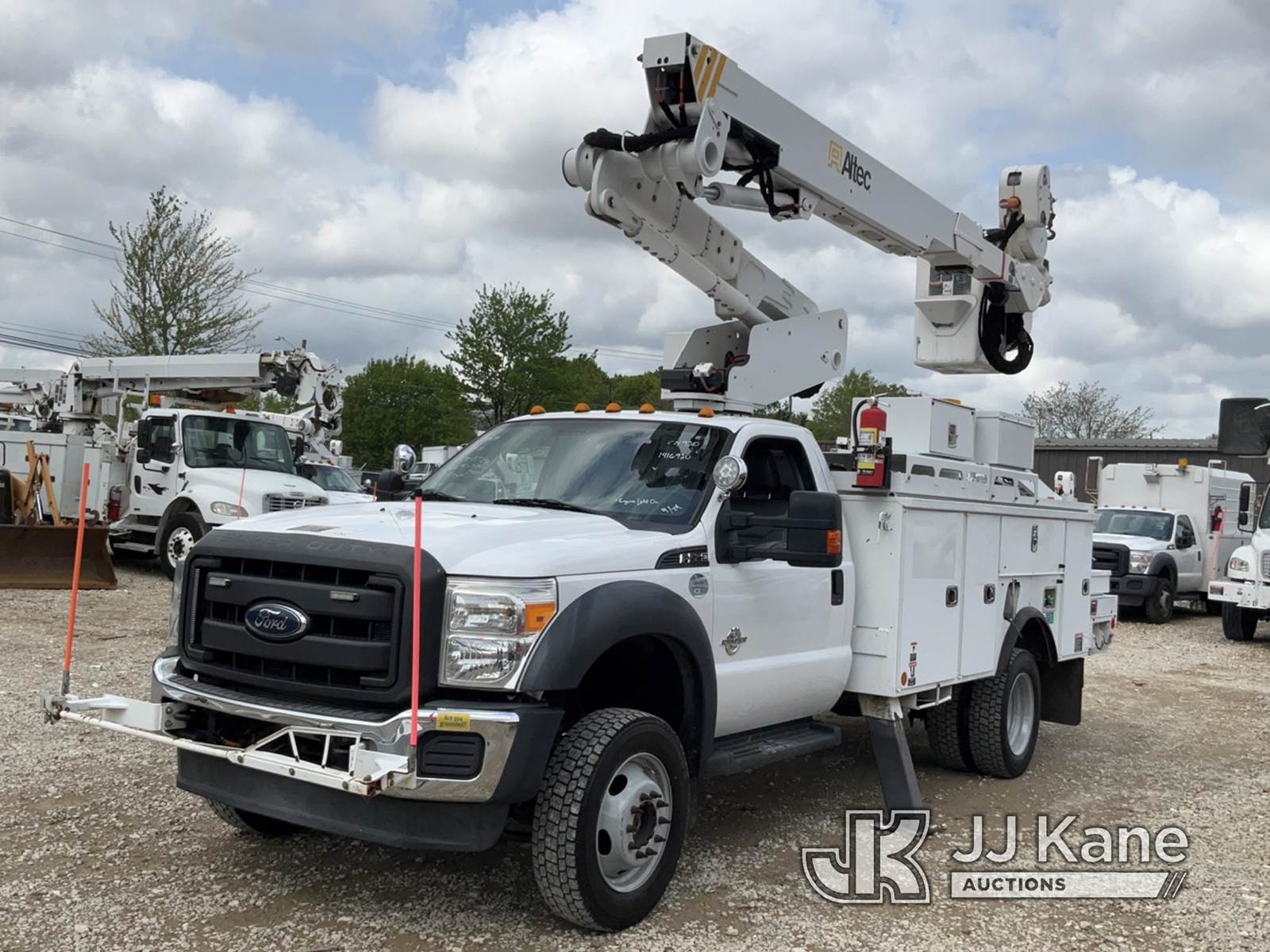 2016 Altec AT40-MH, 45 ft, Articulating & Telescopic Material Handling Bucket Truck For Sale ...