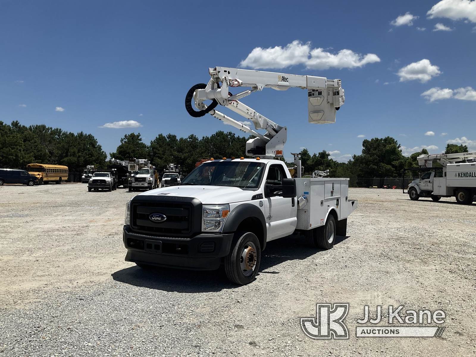 2016 Altec AT40G, 45 ft, Articulating & Telescopic Bucket For Sale ...