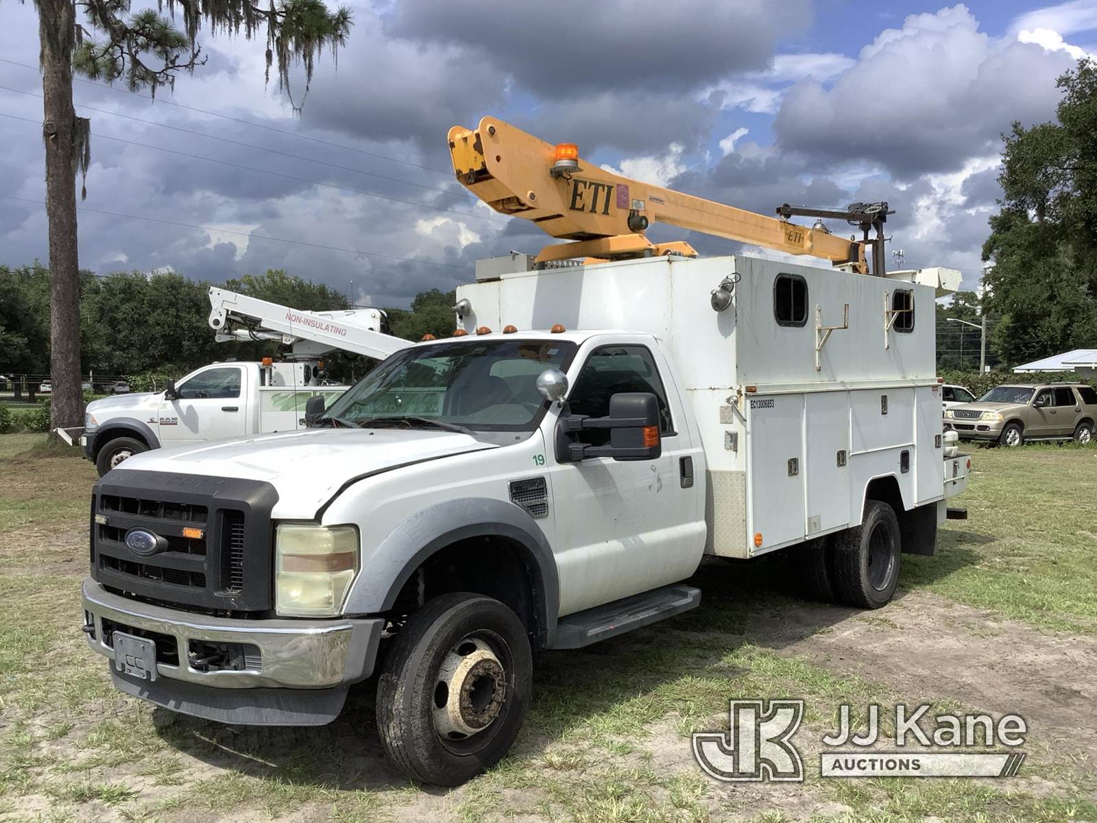 2009 ETI ETT29-SNV, 33 ft, Telescopic Non-Insulated Bucket Truck For ...