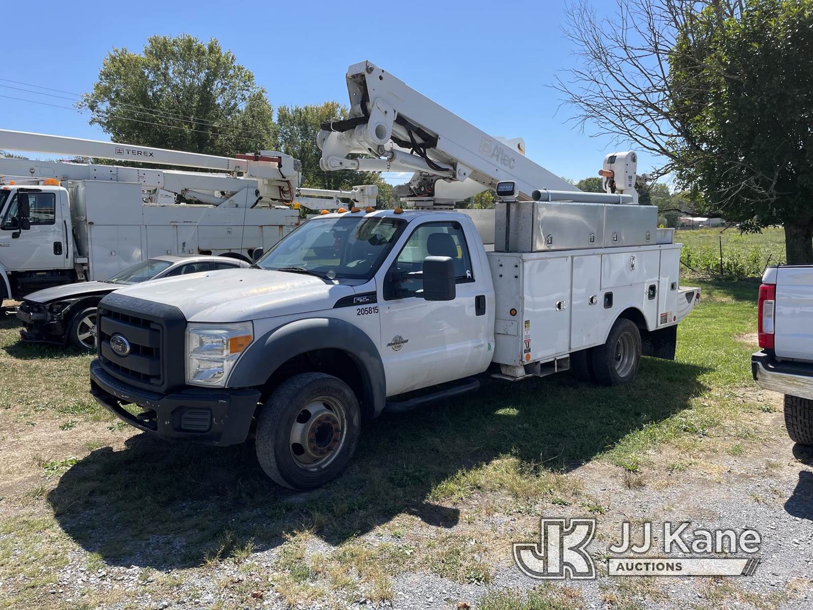 2011 Altec AT40-MH, 45 ft, Articulating & Telescopic Material Handling Bucket Truck For Sale ...