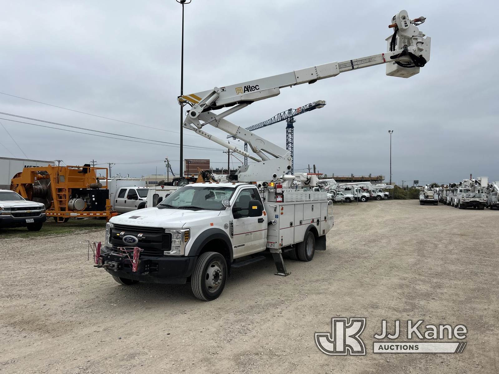2019 Altec AT41M, 46 ft, Articulating & Telescopic Material Handling Bucket Truck For Sale ...