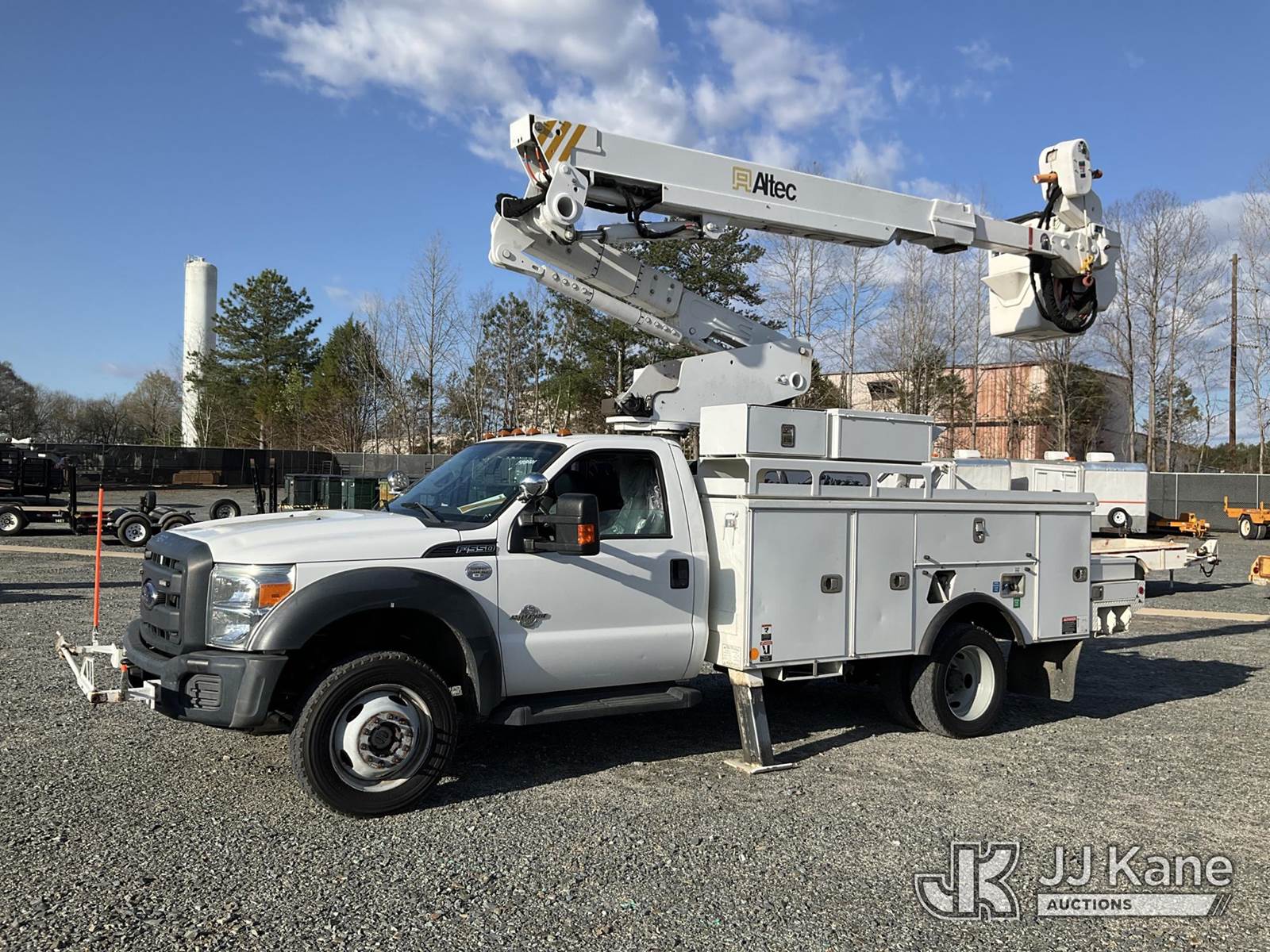 2016 Altec AT40M, 45 ft, Articulating & Telescopic Material Handling ...