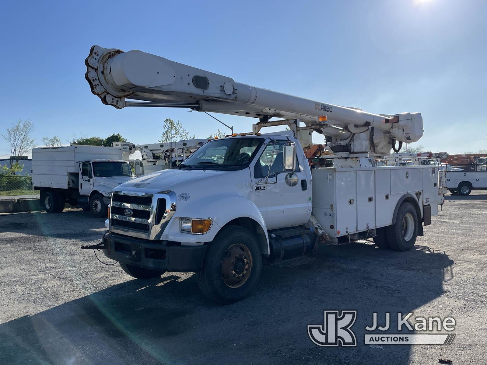 2011 Altec AM55, 60 ft, Over-Center Material Handling Bucket Truck For ...