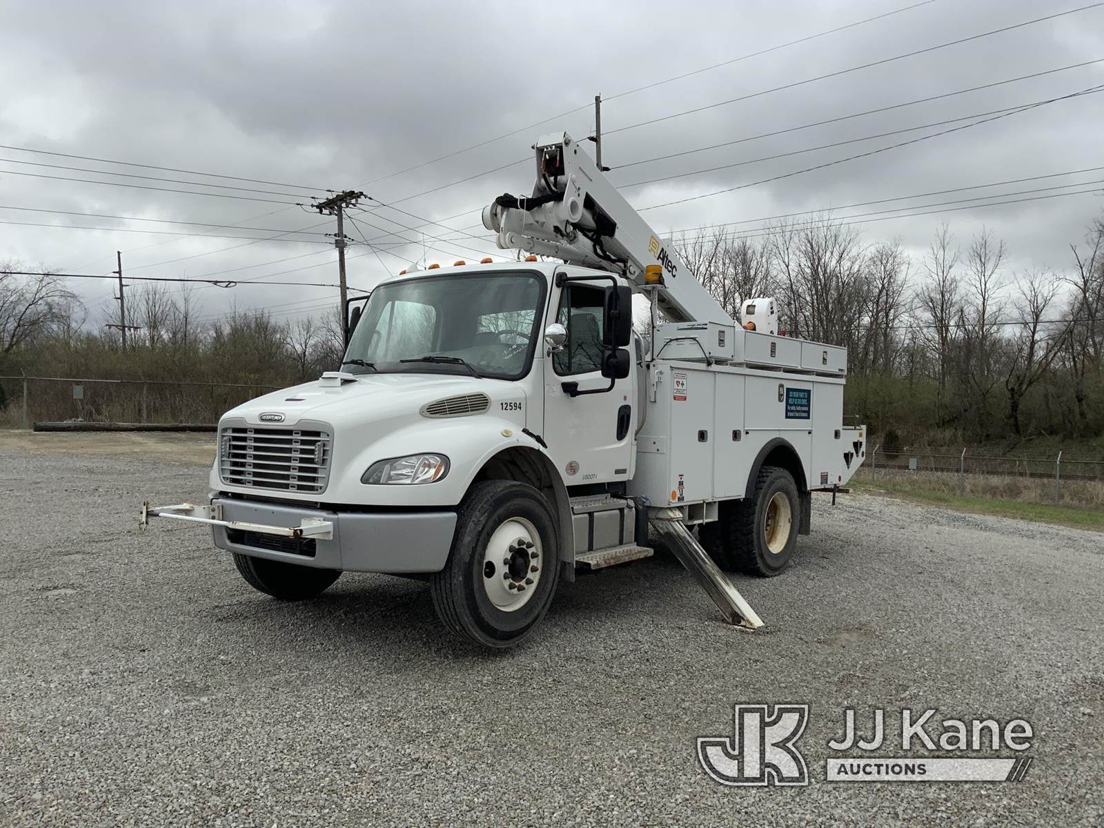 2012 Altec AT40-MH, 45 ft, Articulating & Telescopic Material Handling Bucket Truck For Sale ...