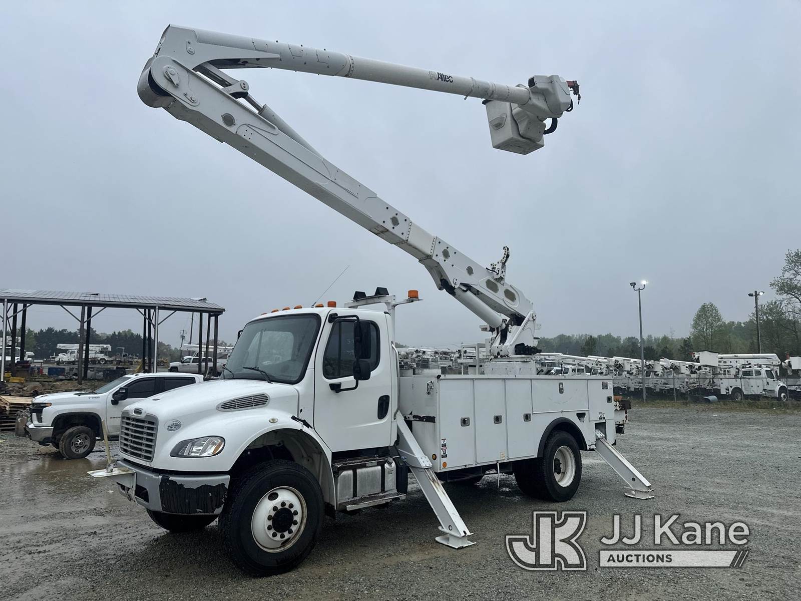 2016 Altec AA55-MH, 60 ft, Material Handling Bucket Truck For Sale ...