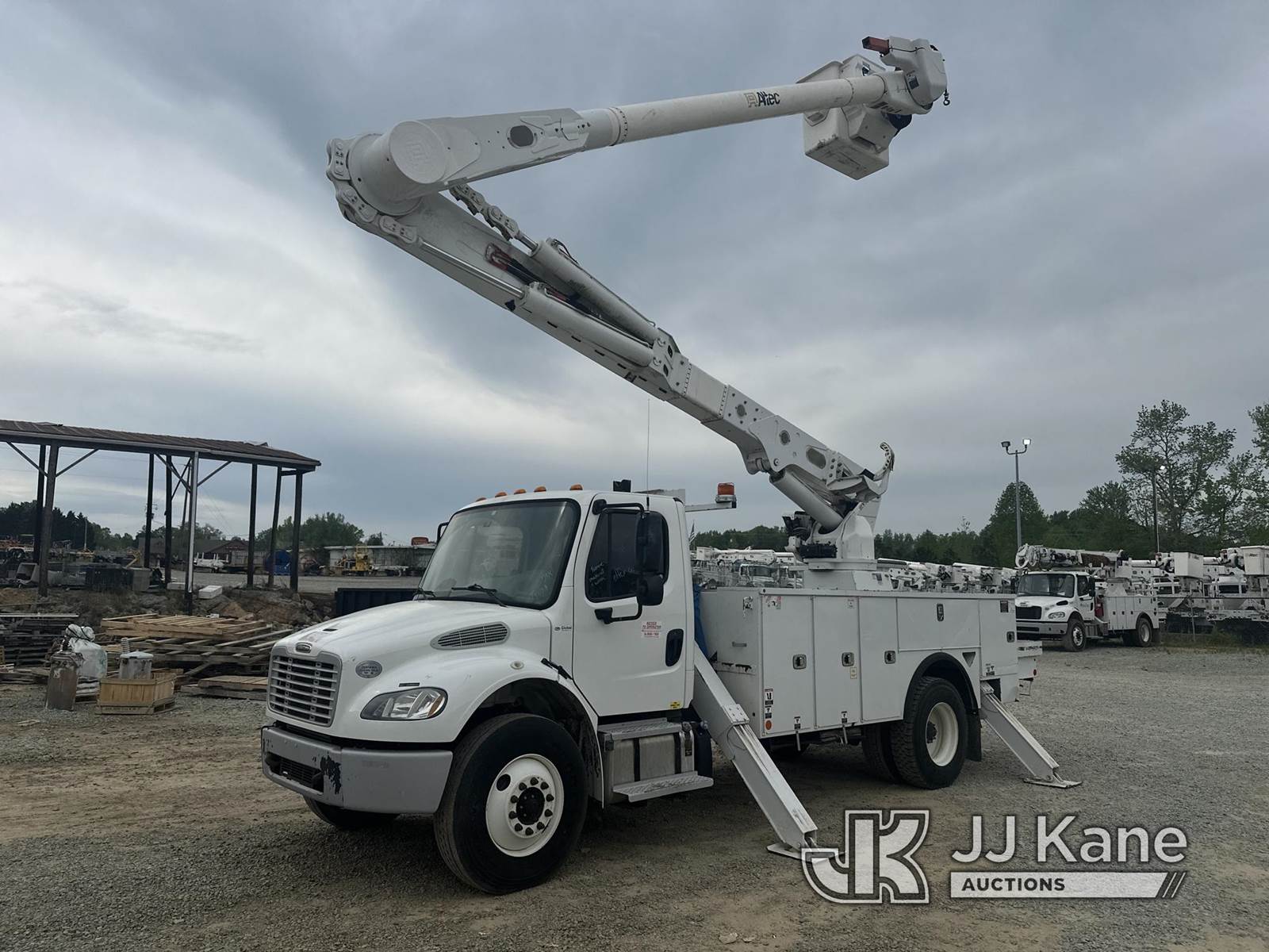 2018 Altec AM55-MH, 60 ft, Material Handling Bucket Truck For Sale ...