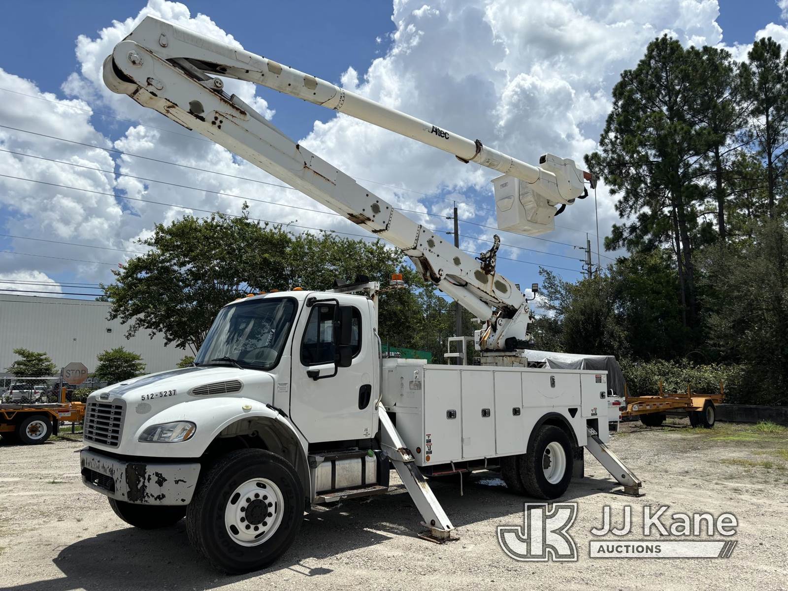 2015 Altec AA55E, 60 ft, Material Handling Bucket Truck For Sale ...