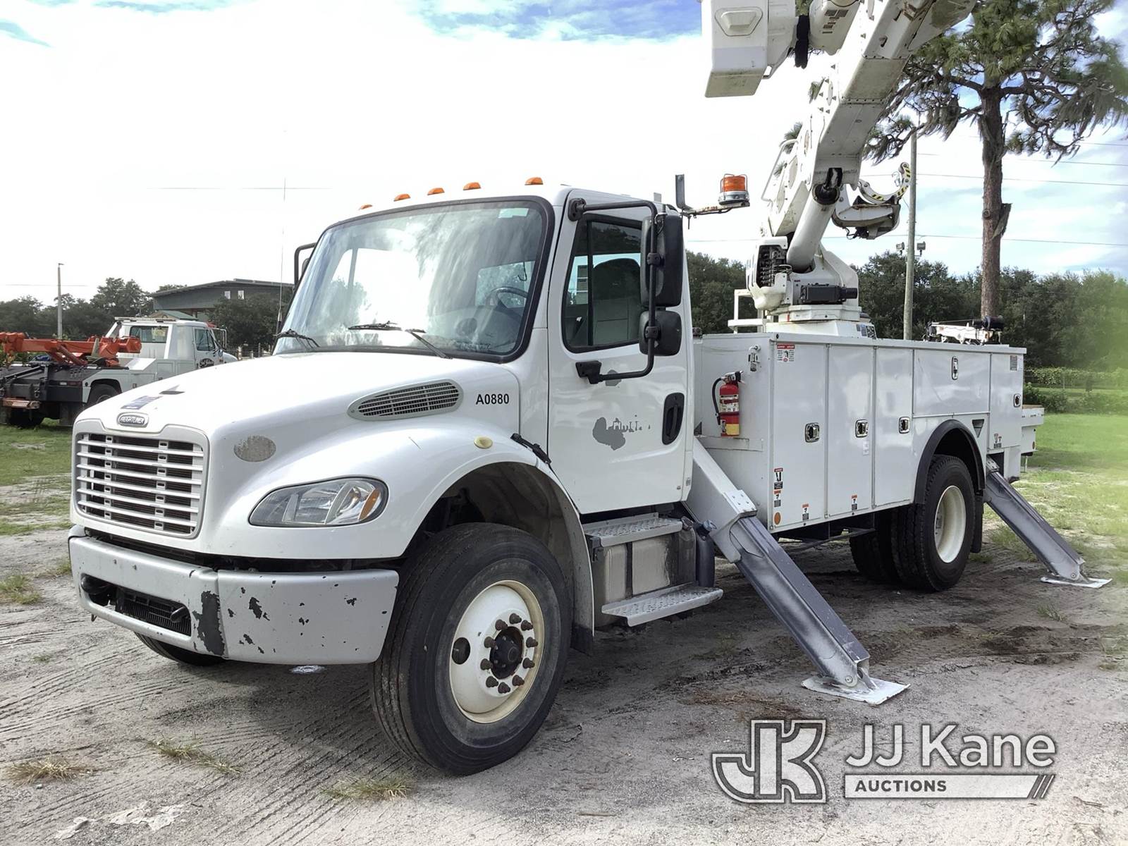 2019 Altec AM55, 60 ft, Material Handling Bucket Truck For Sale, 6,842 ...