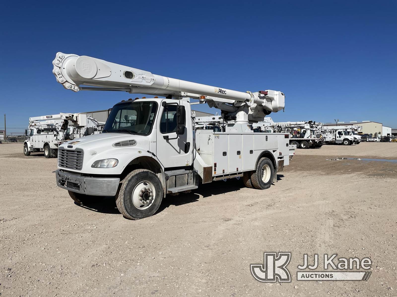 2018 Altec AM55, 60 ft, Over-Center Material Handling Bucket For Sale ...