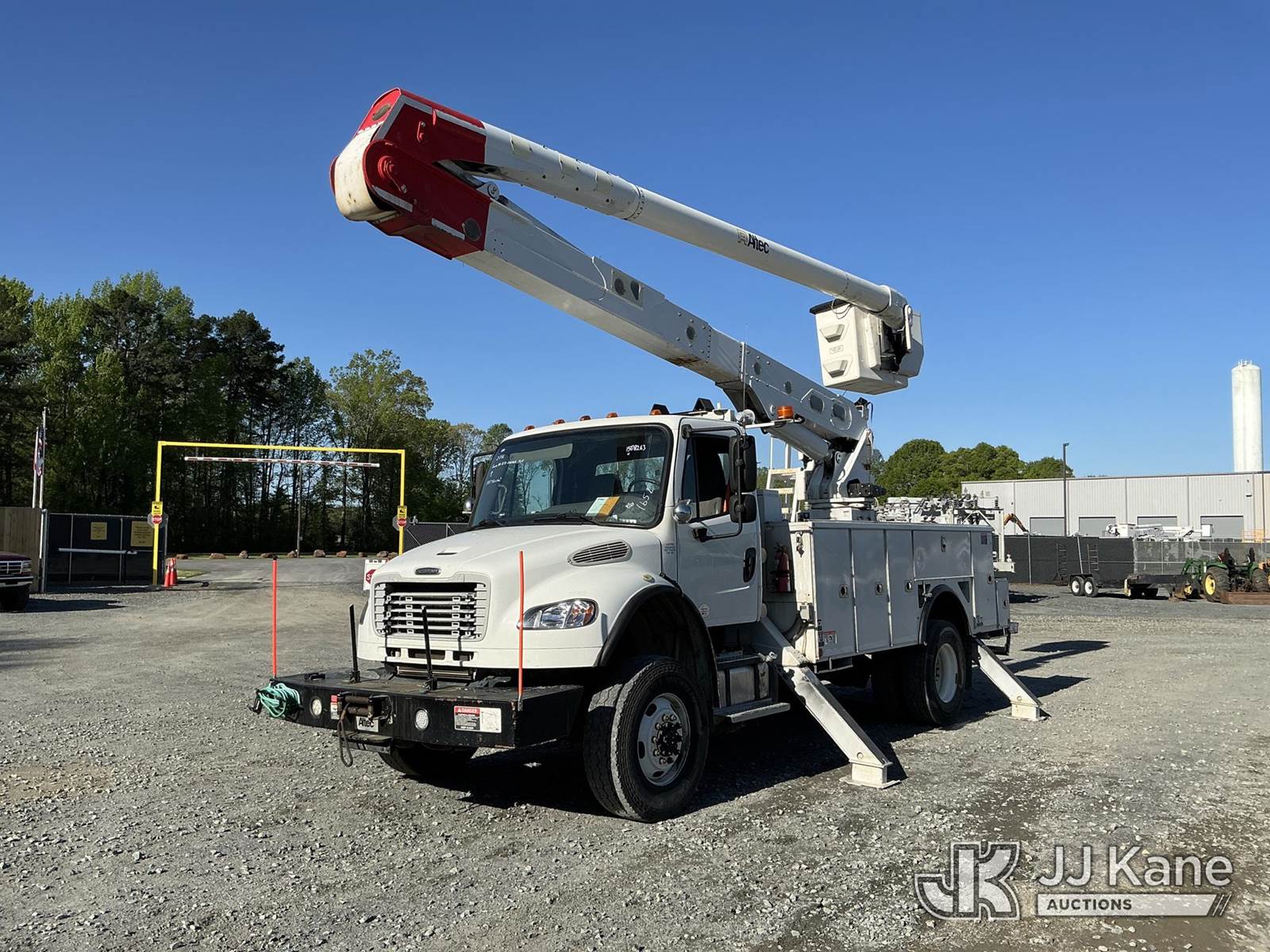 2016 Altec AA55, 60 ft, Articulating Bucket Truck For Sale, 118,742 ...