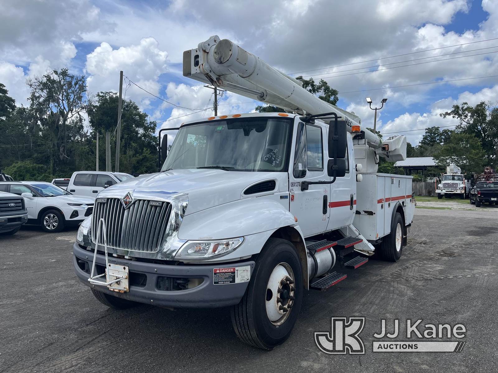 2013 Altec L45M, 50 ft, Over-Center Material Handling Bucket Truck For ...
