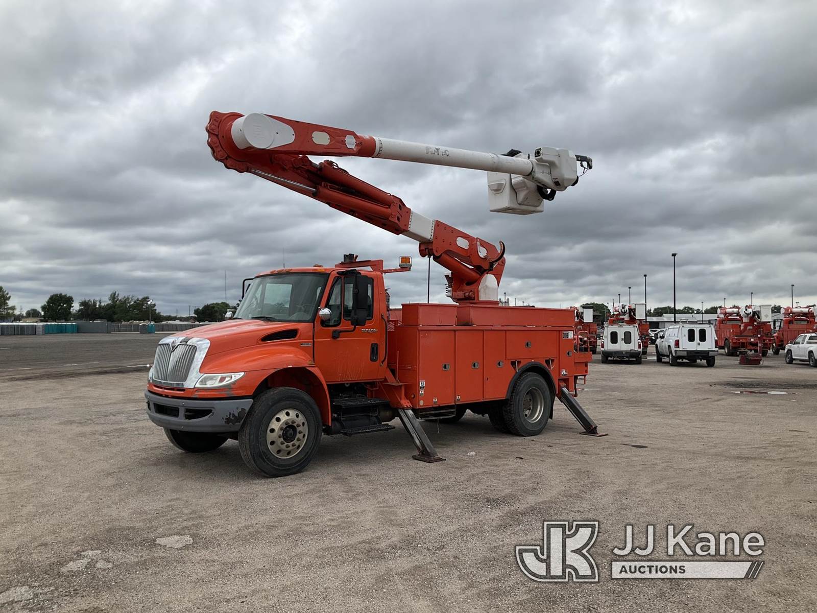 2010 Altec AM50, 55 ft, Over-Center Material Handling Bucket Truck For Sale, 13,367 Hours ...