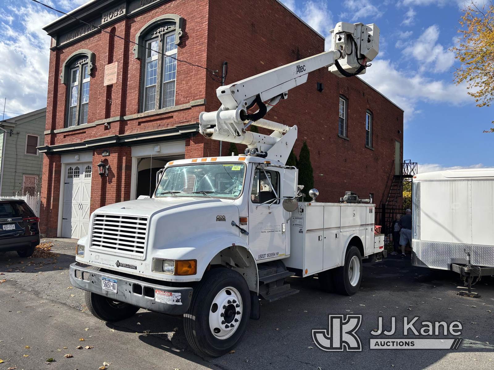 2000 Altec TA40, 45 ft, Articulating & Telescopic Bucket Truck For Sale ...