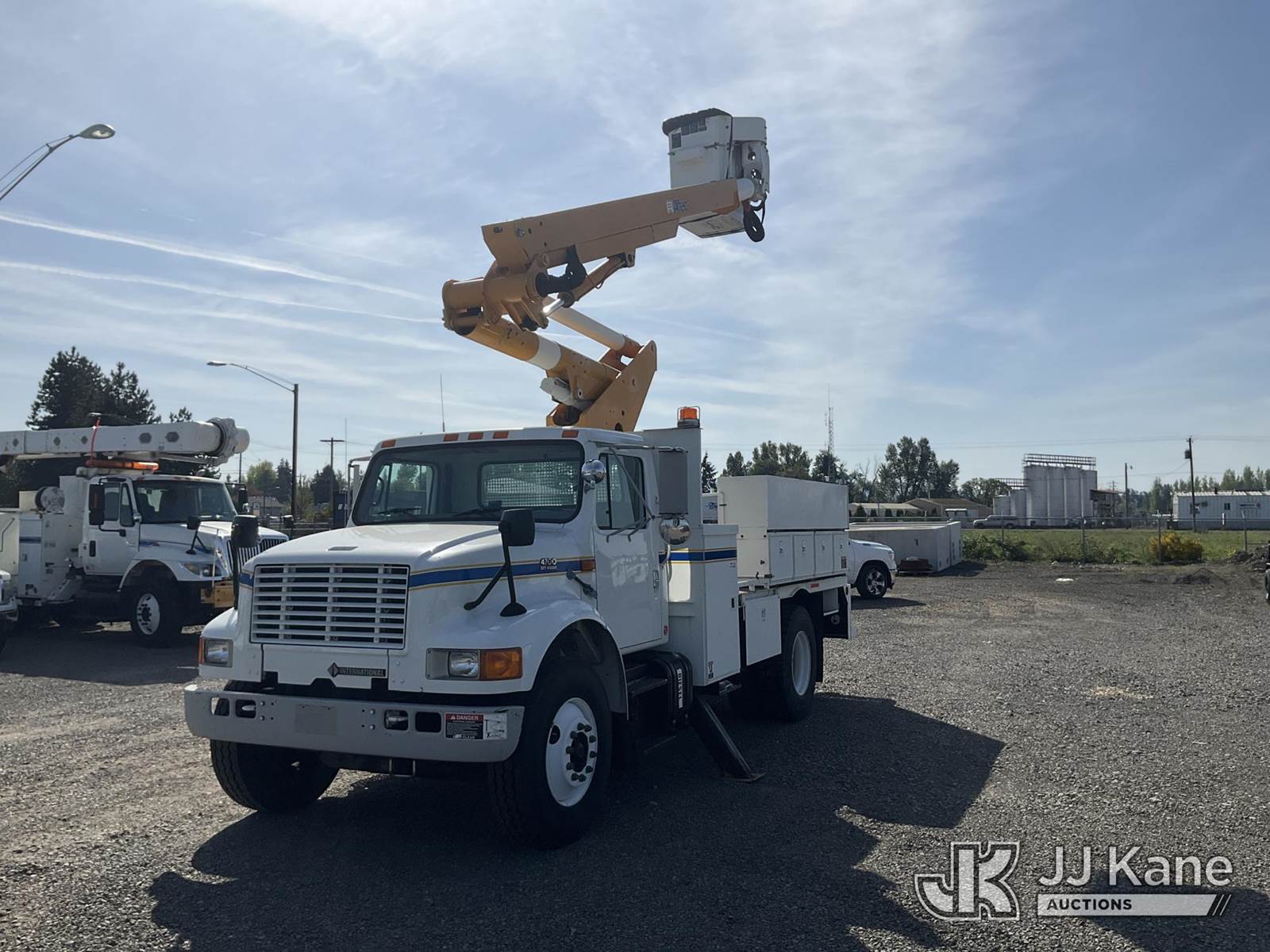 1997 Altec TA40, 45 ft, Articulating & Telescopic Bucket For Sale ...