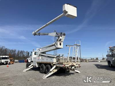 2013 Altec AM900-E100, 105 ft, Double-Elevator Bucket Truck For Sale ...