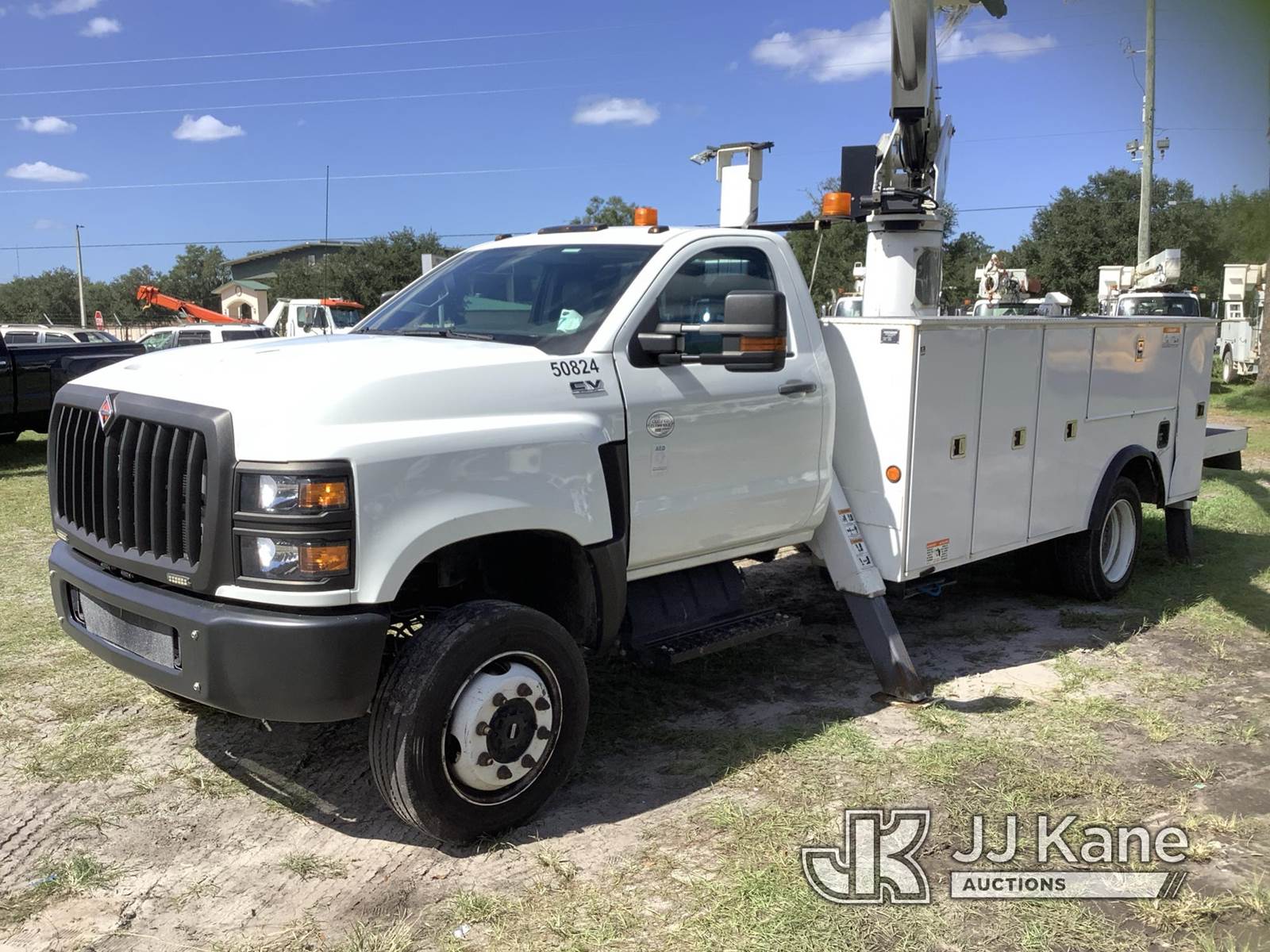 2020 Versalift VST-52I, 57 ft, Articulating & Telescopic Material ...
