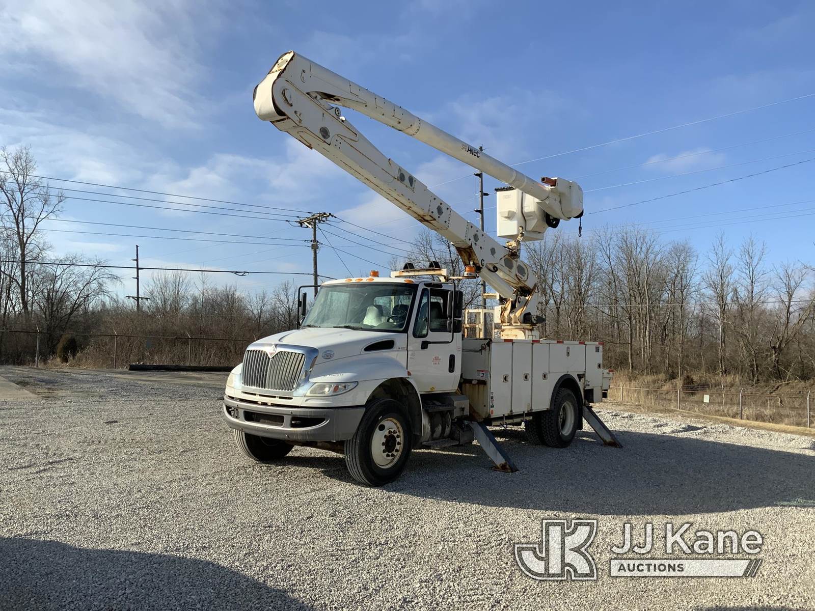 2018 Altec AA55, 60 ft, Material Handling Bucket Truck For Sale, 8,351 ...