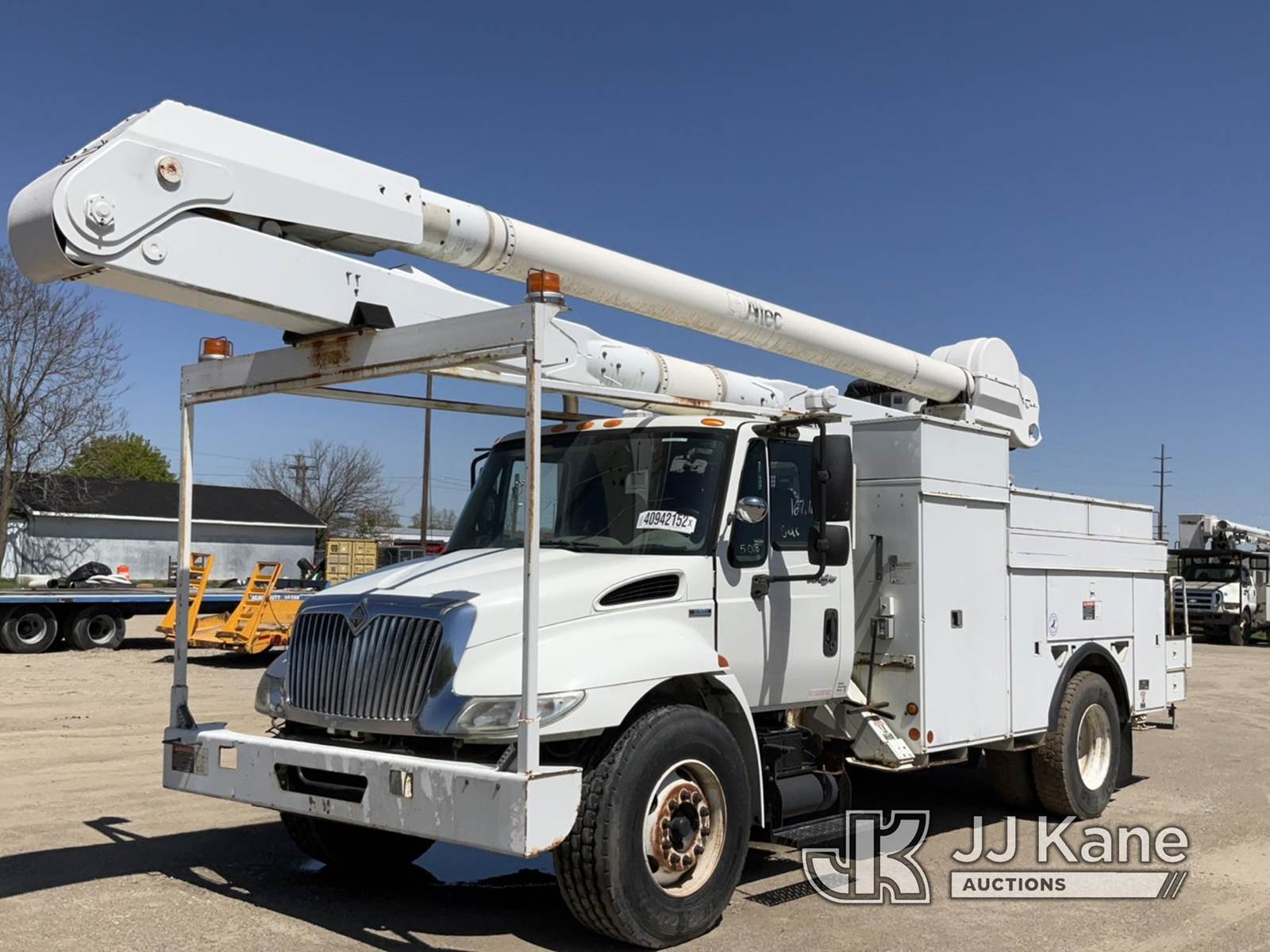 2008 Altec AA755L, 60 ft, Material Handling Bucket Truck For Sale ...
