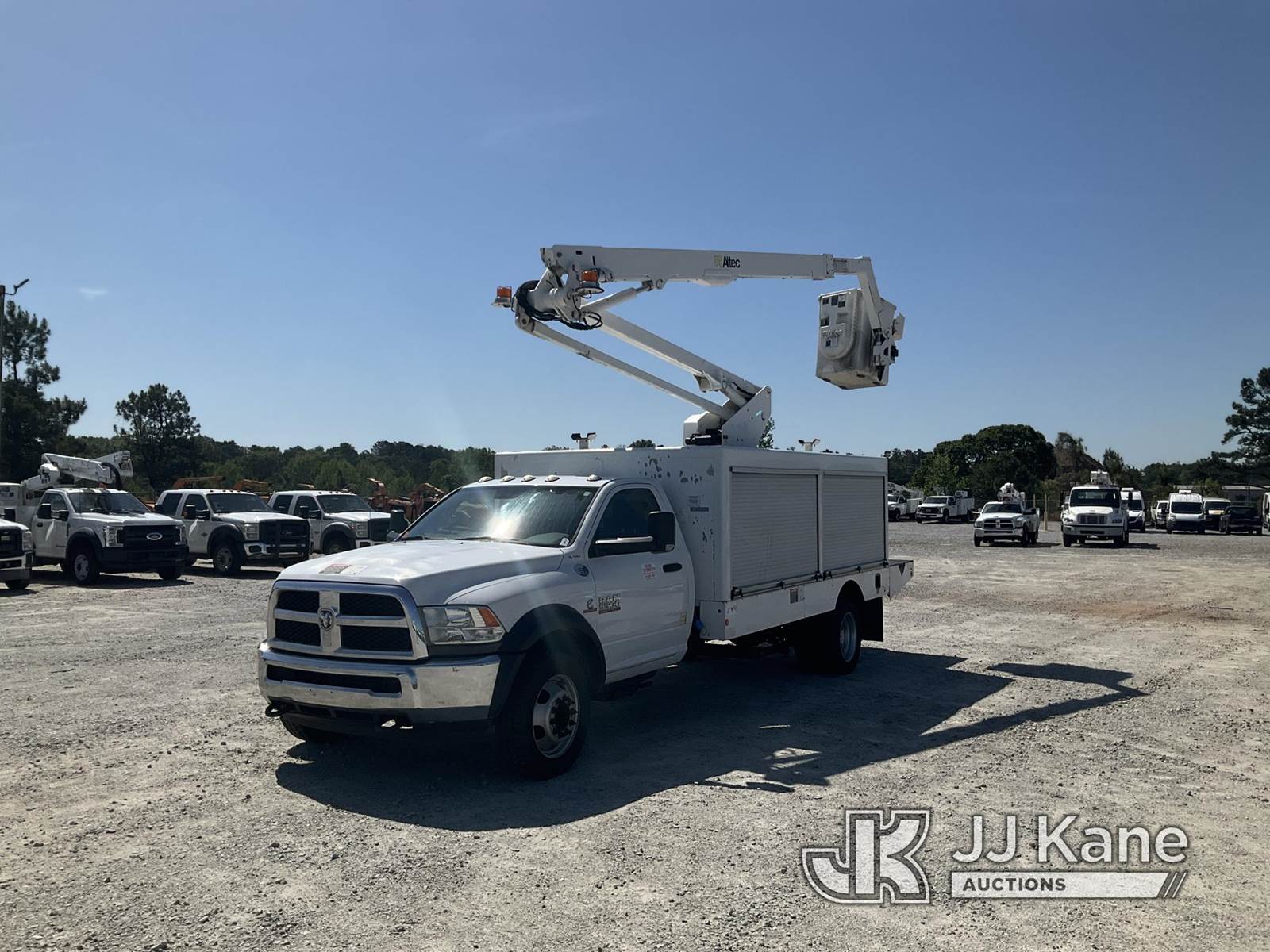 2016 Altec AT248F, 48 ft, Articulating & Telescopic Non-Insulated ...