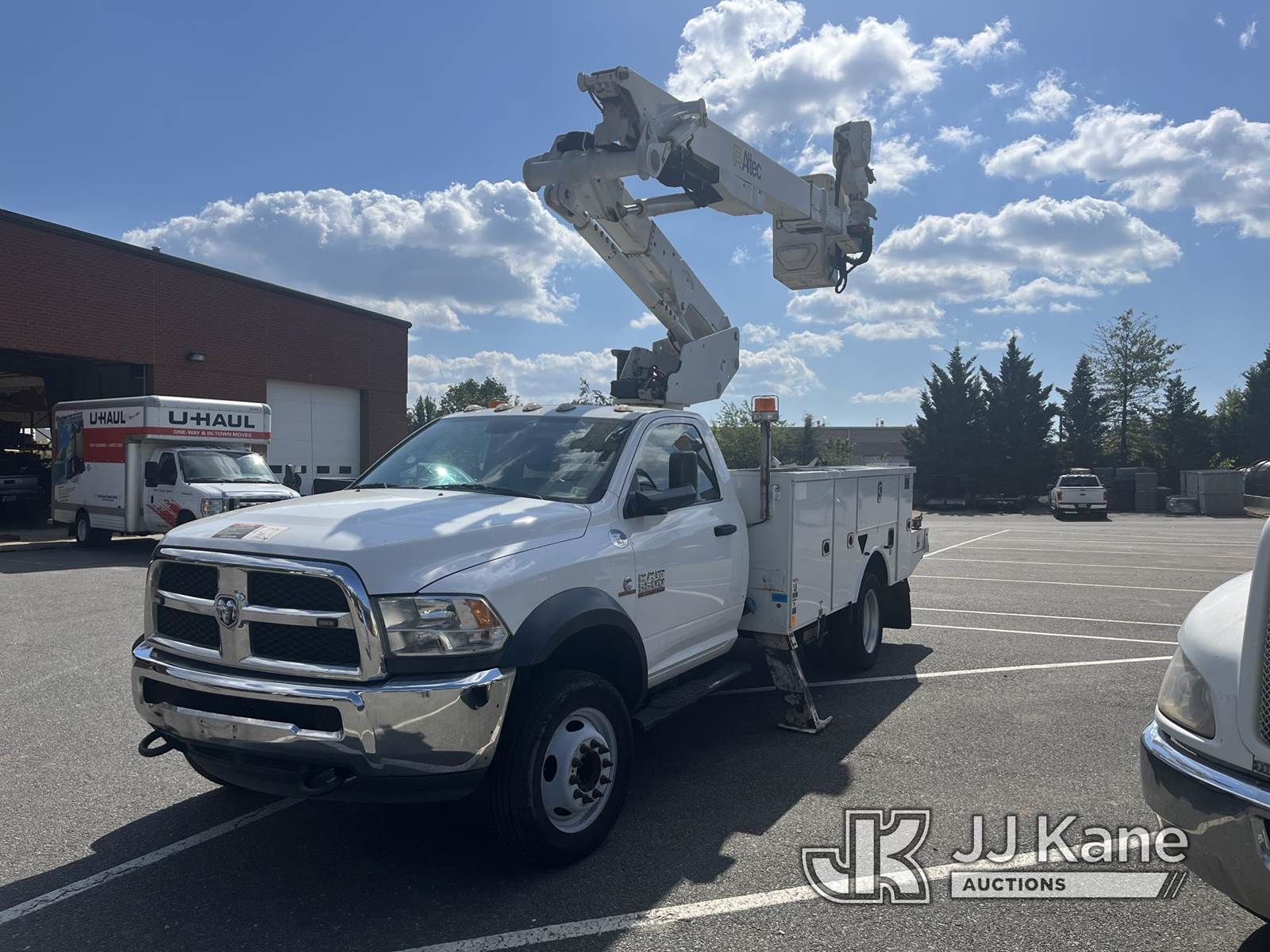 2017 Altec AT41M, 45 ft, Articulating & Telescopic Material Handling ...