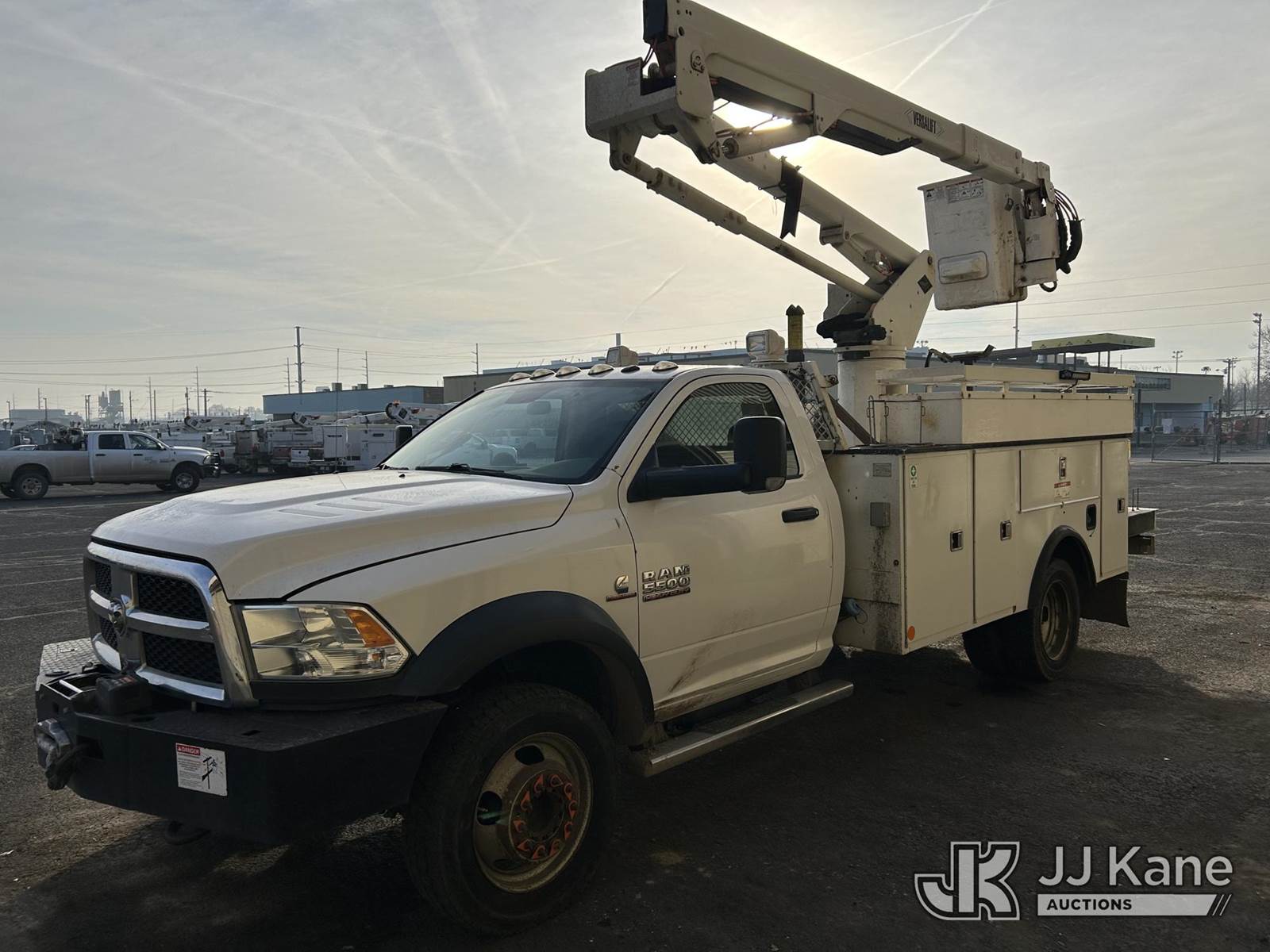 2017 Versalift SST40, 45 ft, Articulating & Telescopic Bucket For Sale ...