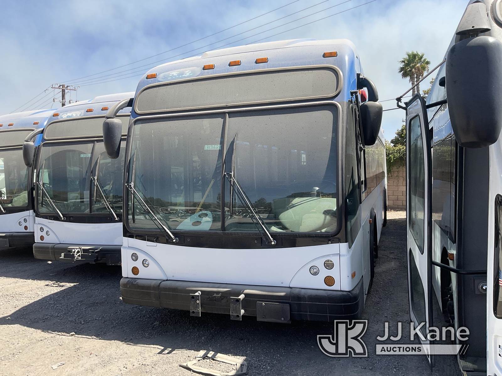 2013 Gillig Low Floor BUS For Sale | Jurupa Valley, CA | K0143 ...