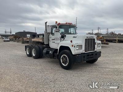 1981 Mack R686ST T/A Truck Tractor For Sale, 381,365 Miles | Poplar ...